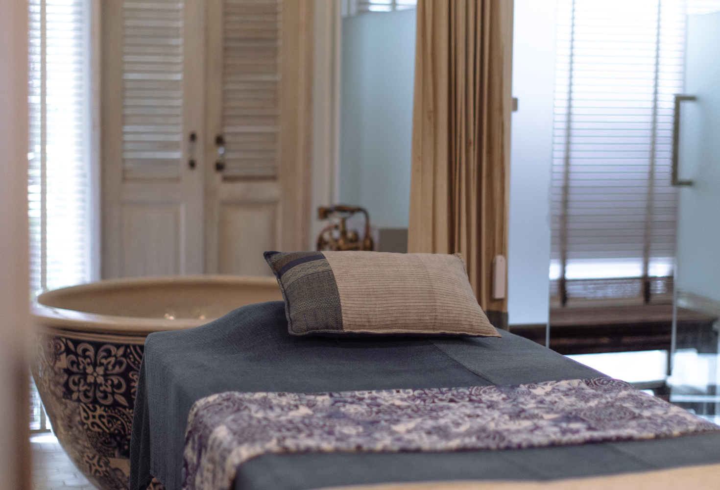 divana | Luxury Thai Spa & Premium Scented Living Products :: Home